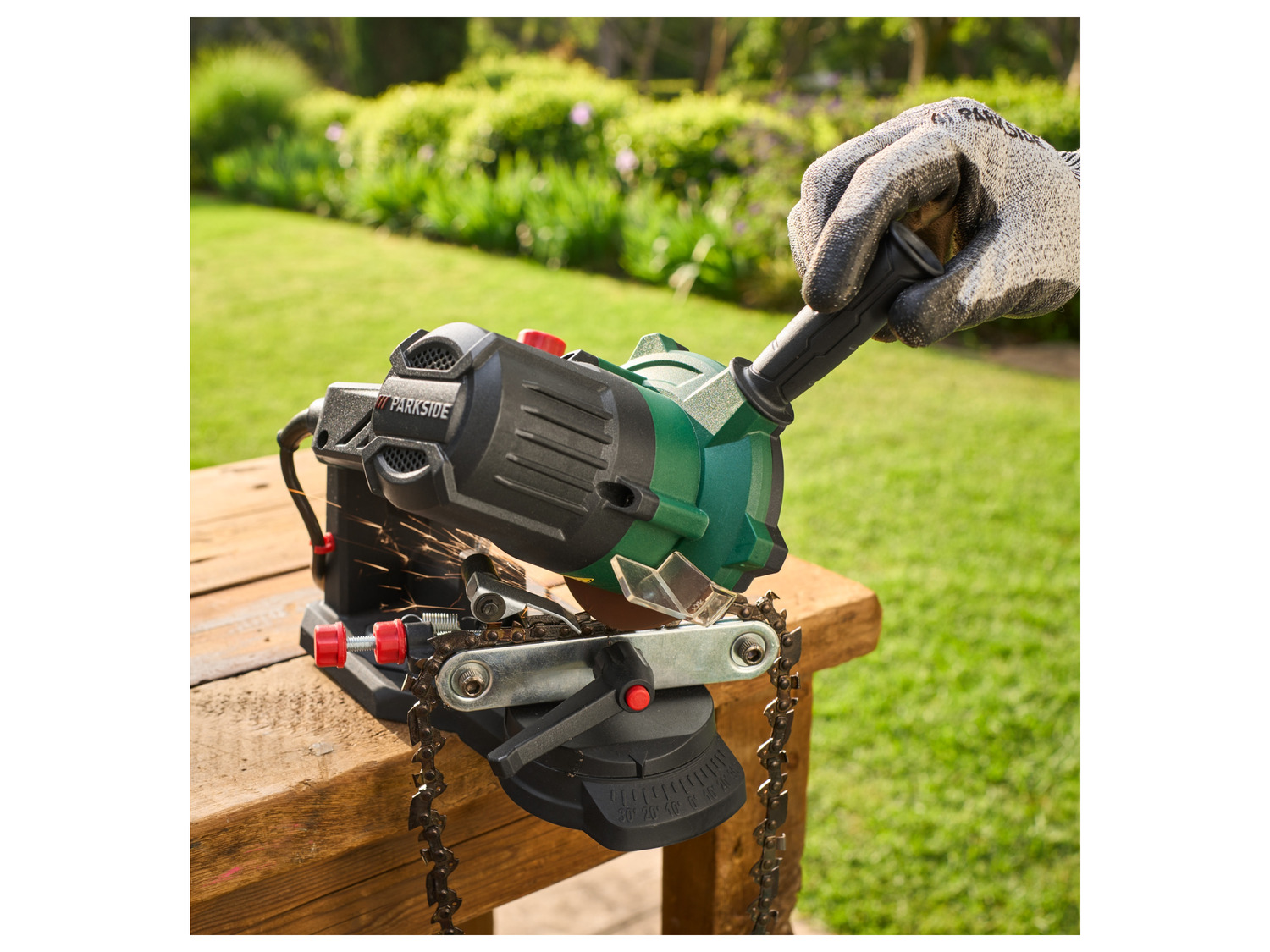 Ostrzałka do łańcuchów PSG 85 C2, z podświetleniem LED